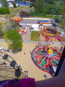 Колесо обозрения (Pskov Region, Velikiye Luki, Luki-Park City Park of Culture and Recreation), atraksiyon  Velikie Luky'den