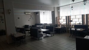 Для друзей (ulitsa Voykova No:22А), kafe  Aleksandrovsk'tan