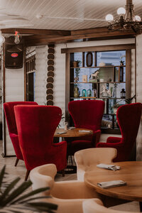 Mews (Sovetskaya ulitsa No:1А, Primorskiy Settlement), restoran  Samarskaya oblastından