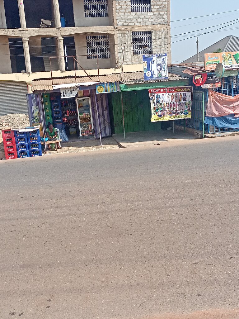 Moda evleri Glory be to God, Dünya, foto