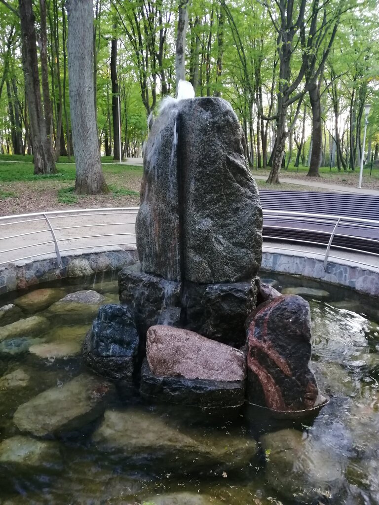 Çeşme Fountain, Guryevsk, foto