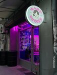 Mama Burger (M. Gogeberidze Street No:14, Chugureti District), restoran  Tiflis'ten