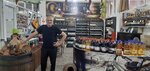 Wine Tengiz (ulitsa Tavisuflebis No:20), şarap ve içki toptan satışları  Kabuletti'den