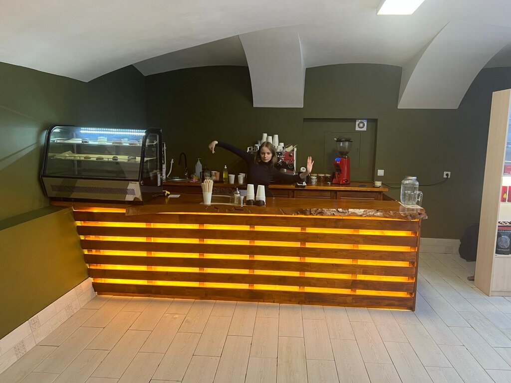 Al götür kahve Plus Minus Coffee, Saint‑Petersburg, foto