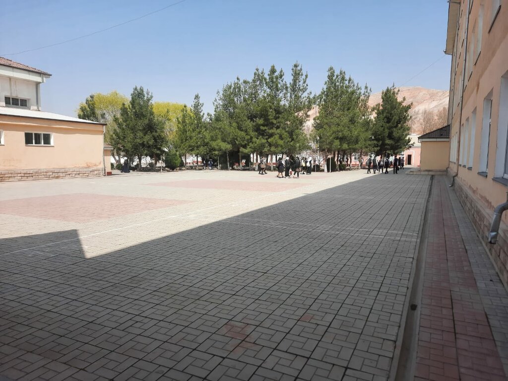 Ortaokul School No. 1, , foto