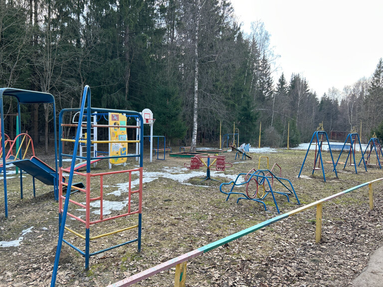 Oyun alanı Playground, Moskova ve Moskovskaya oblastı, foto