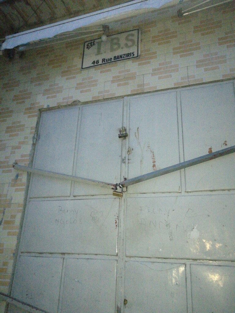 Tapu ve kadastro Ets IBS, Brazzaville, foto
