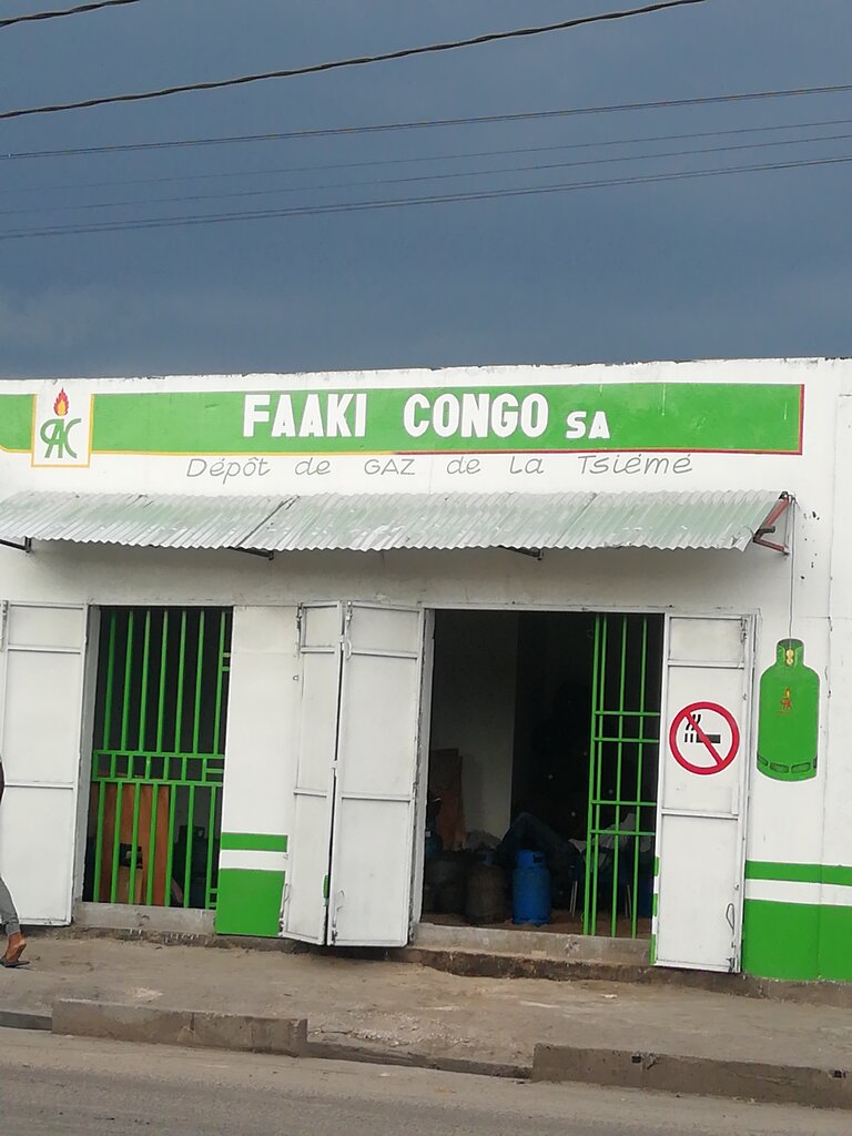 Tüp bayileri Faaki Congo, Brazzaville, foto