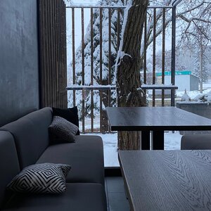Black Box (strada Burebista No:46, orașul Ocniţa), kafe  Oknitsa'dan