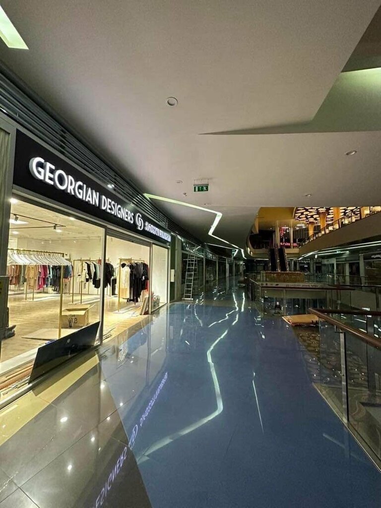 Ayakkabı mağazaları Nini Kadagidze Shoes, Tiflis, foto
