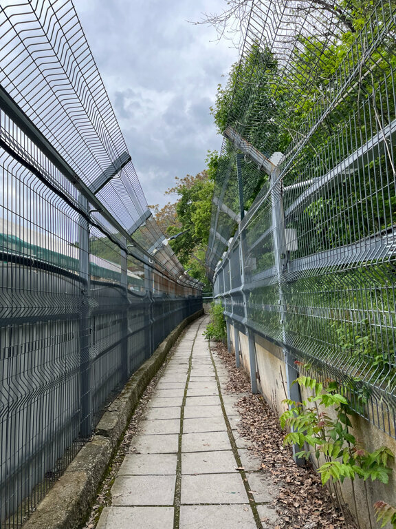 Hızlı ulaşım istasyonu High-speed urban transport station, Kırım Cumhuriyeti, foto