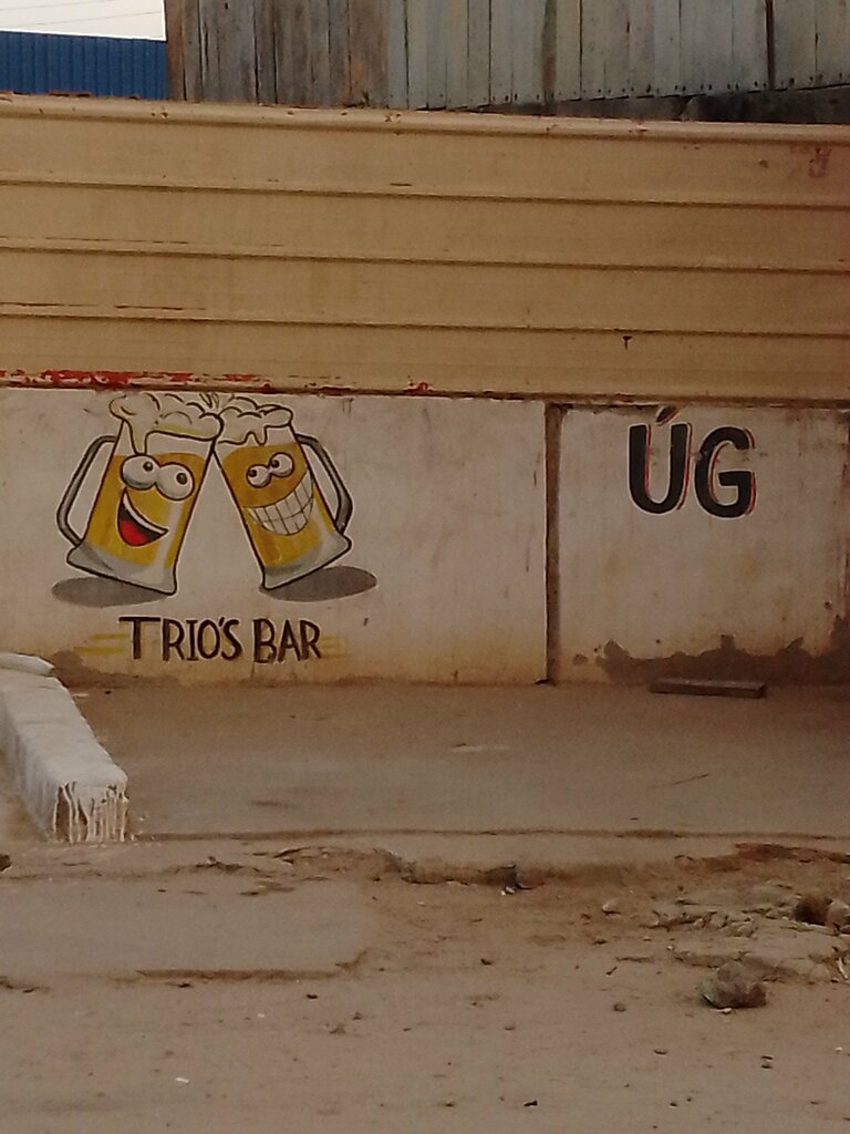 Bar Trió's bar Esqui do Leugadas, Loanda, foto