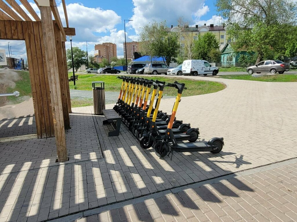 Kiralama noktası Electric scooter rental, Orenburg, foto