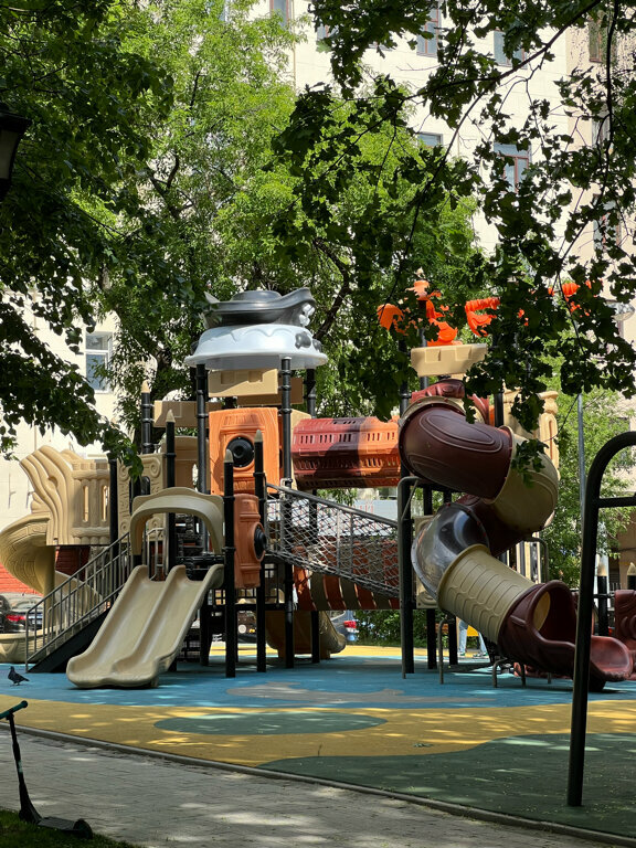 Oyun alanı Playground, Moskova, foto