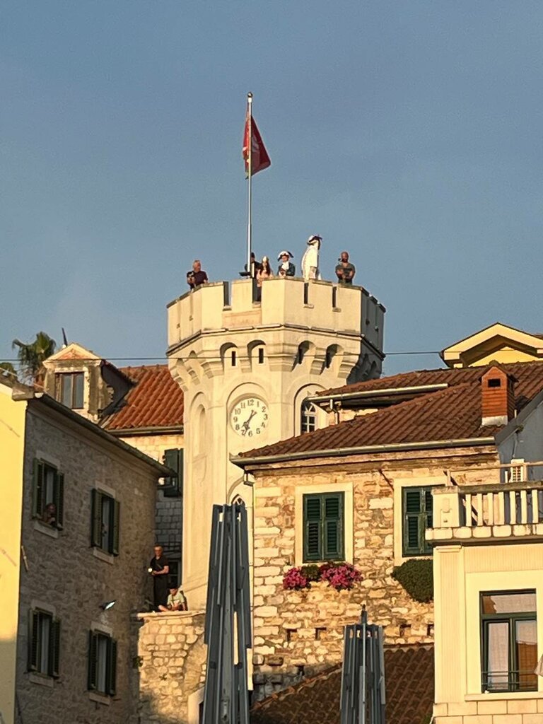 Turistik yerler Часовая башня, Herceg Novi, foto