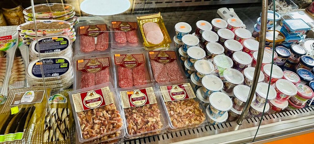 Kasap, şarküteri Мясничок, Tümen (Tiumenskaya) oblastı, foto