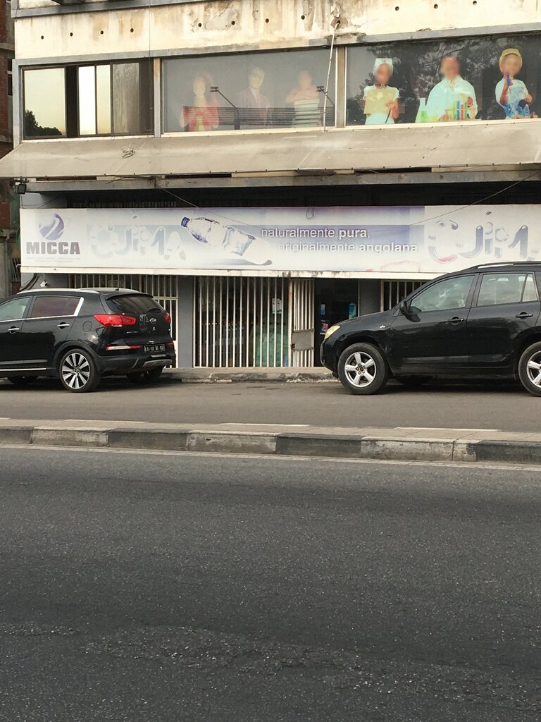 Giyim mağazası Good aromas, Loanda, foto