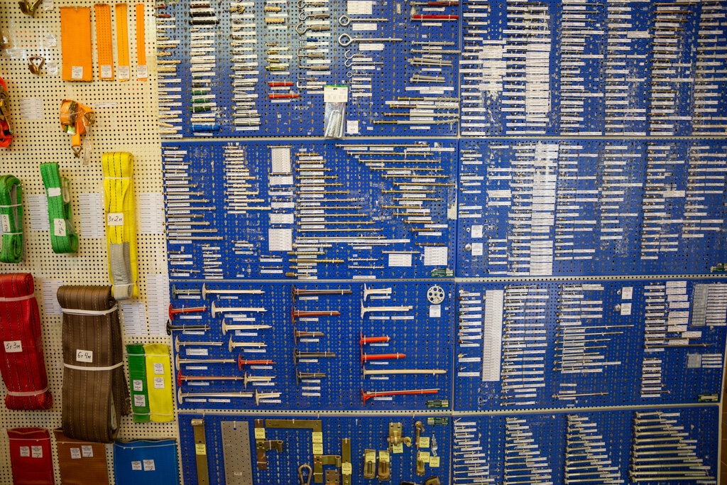 Montaj ekipmanları Крепёж, Petrozavodsk, foto