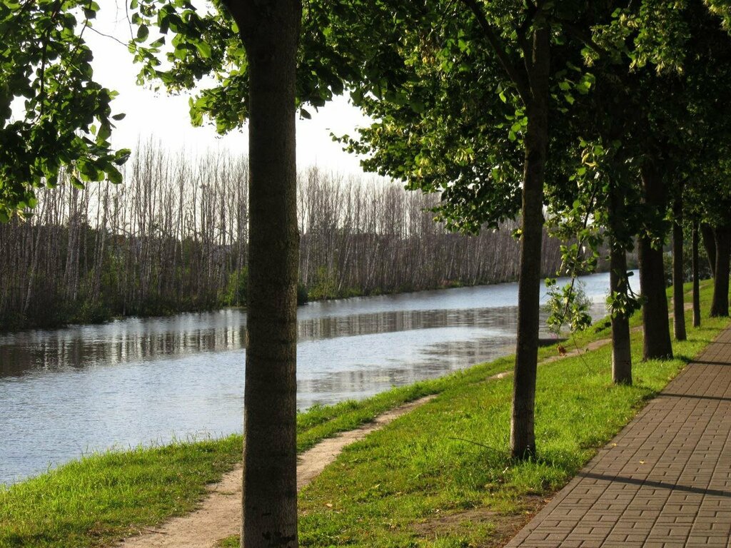Kültür ve eğlence parkları Аллея Чернобыльцев, Saint‑Petersburg, foto