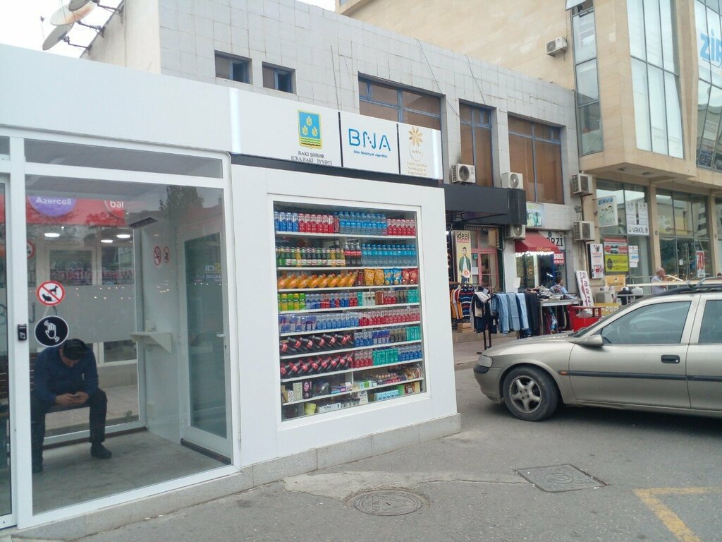 Gazete bayi Kiosk, Bakü, foto