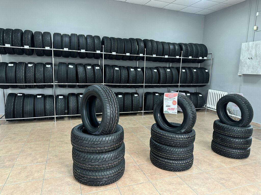 Jant ve lastikçiler Megashop, Semey, foto