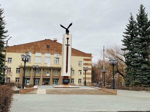 сквер Ветеранов боевых действий (Chelyabinsk Region, Snezhinsk, skver Veteranov boyevykh deystviy), kültür ve eğlence parkları  Snejinsk'ten