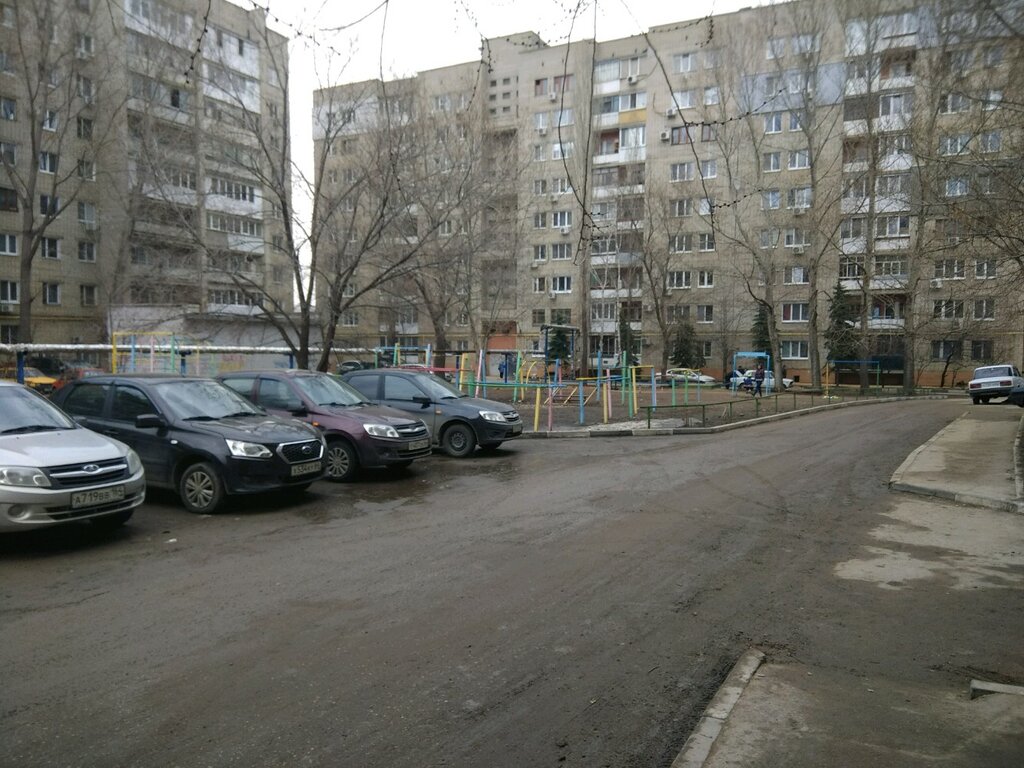 Oyun alanı Playground, Saratov, foto