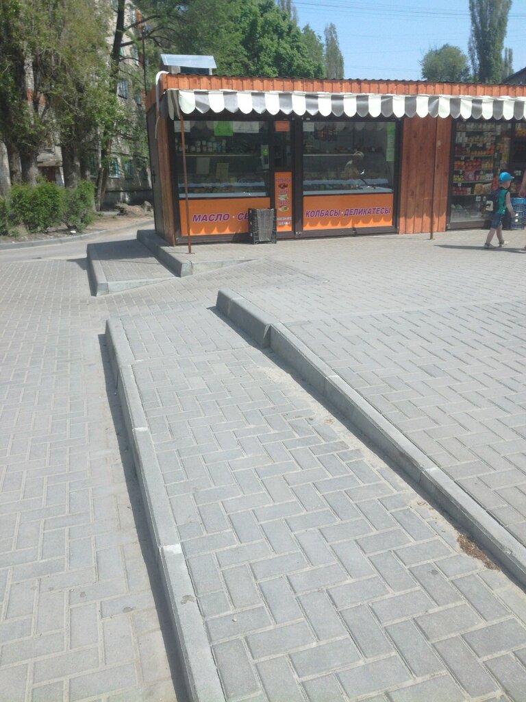 Kasap, şarküteri Колбасы, сыры, масло, Voronej, foto