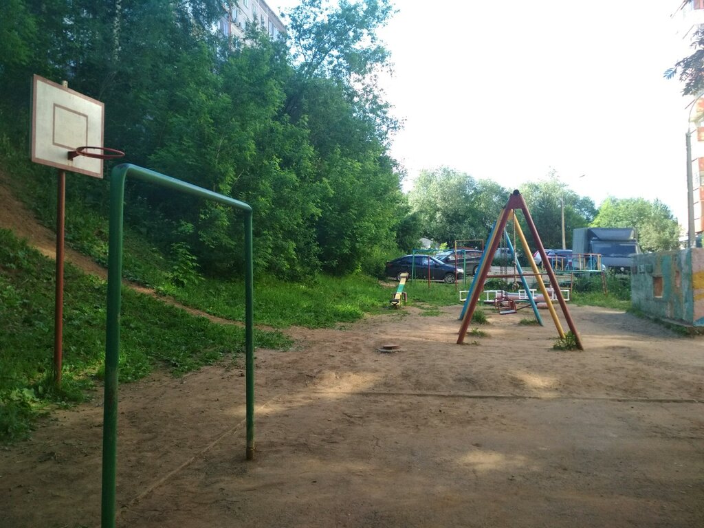 Oyun alanı Детская площадка, Perm, foto