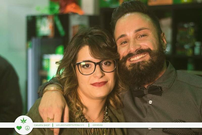 Alternatif tıp merkezleri Canapa Shop - Grow Shop - Minimarket, Campania, foto