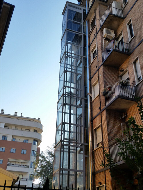 Asansörler, asansör ekipmanları Ma. Ri. Pa. Ascensori, Lombardiya, foto