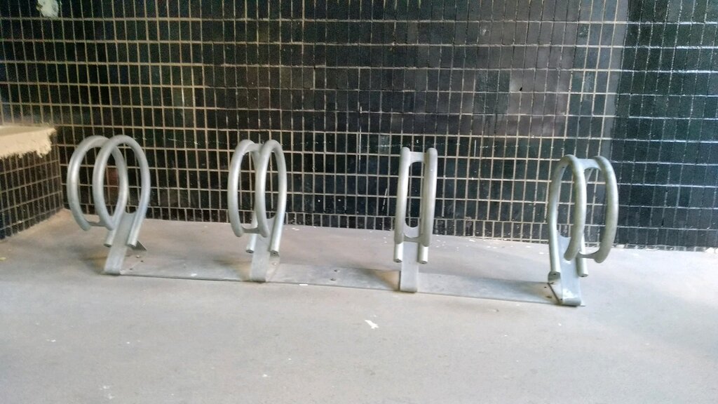 Bisiklet park yerleri Bicycle parking, Moskova, foto