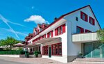 Hotel-Restaurant Lowen (Hinterdorfstrasse No:21, Dielsdorf), otel  Zürih'ten