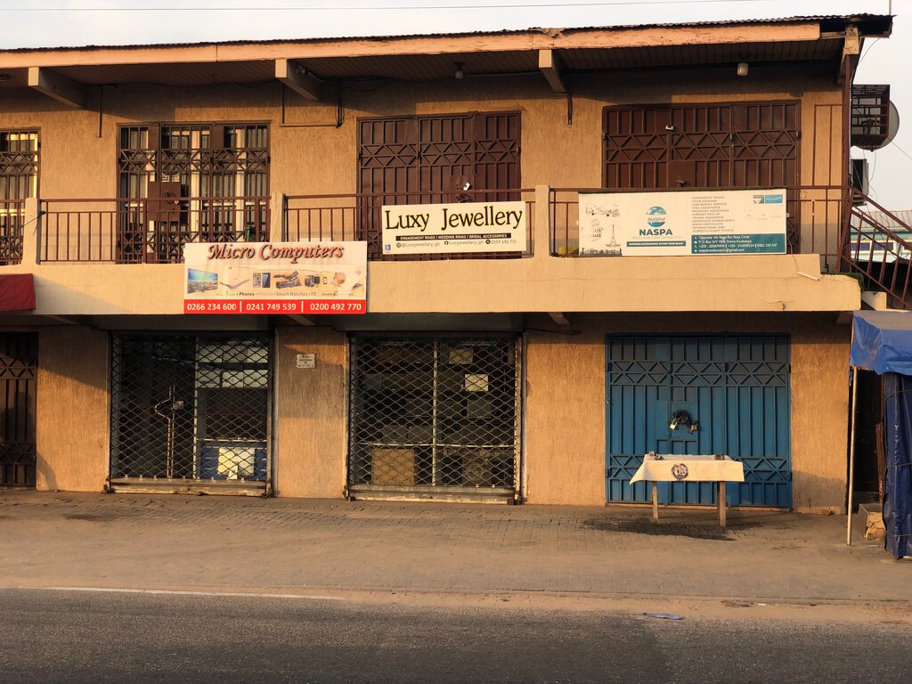 Kuyumcular Luxy jewelery, Akra, foto