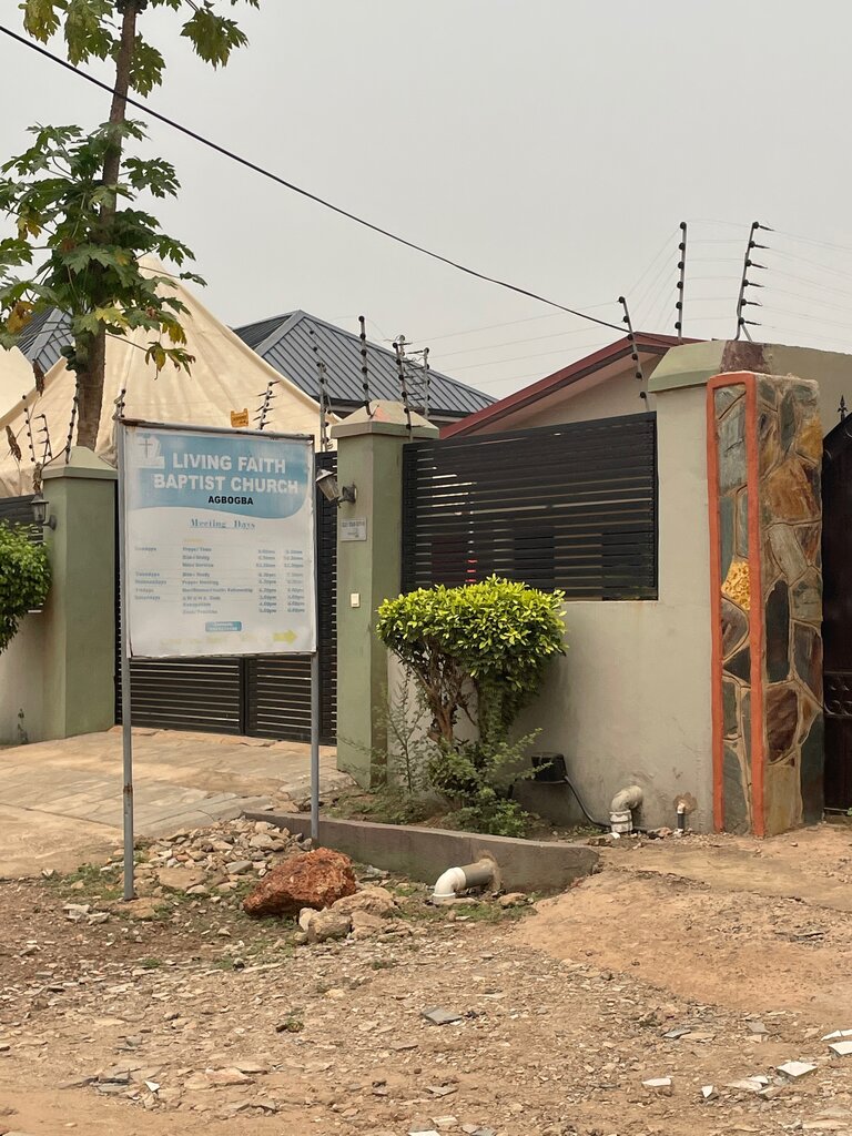 Dini dernekler Living Faith Baptist Church, Dünya, foto