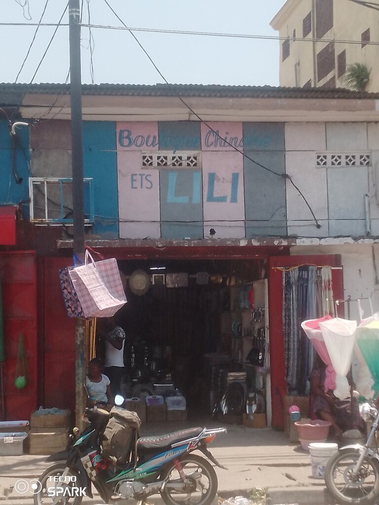 Giyim mağazası Ets Lili, Brazzaville, foto