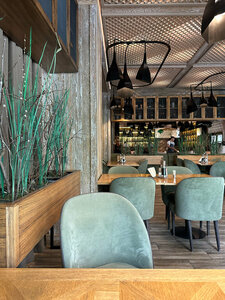 Lounge Cafe foRRest (Professionalnaya Street No:23к1, Dmitrov), kafe  Dmitrov'dan