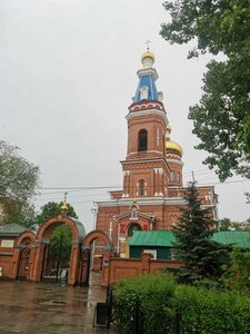 Intercession Cathedral (Pokrovskaya ploshchad No:6), ortodoks kiliseleri  Astrahan'dan