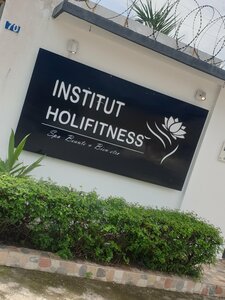Holifitness (Boulevard Auguste Denise No:2888), kuaförler  Abican'dan