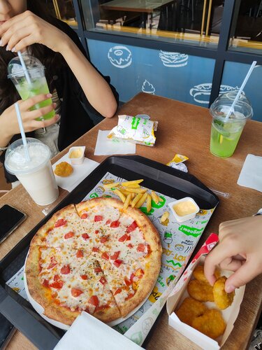 Kafe Burger House, Sudja, foto