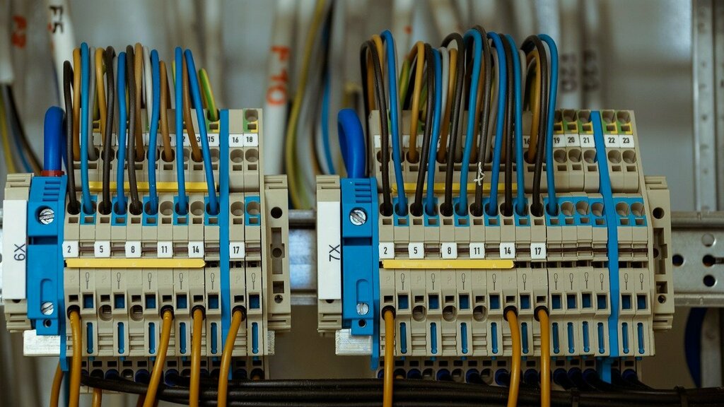 Elektrik servisi Abraj Electromechanical Works, Dubai, foto