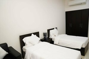 Aurak Guest House (Ali Alhebsi Residence, Seieh Al Hudeeba, Sector 2, Ras Al Khaimah), otel  Resül‑Hayme'den