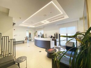 La Familia Medical Center (114, 39 Street, Al Barsha 3, Al Barsha, Hadaeq Mohammed Bin Rashid, Dubai), tıp merkezleri ve klinikler  Dubai'den