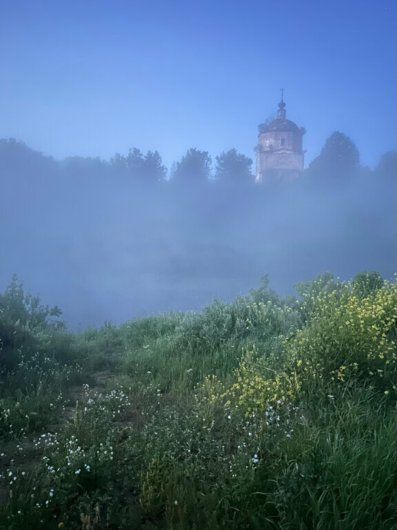 Ortodoks kiliseleri Tserkov Dimitriya Solunskogo V Lobtsovo, İvanovskaya oblastı, foto