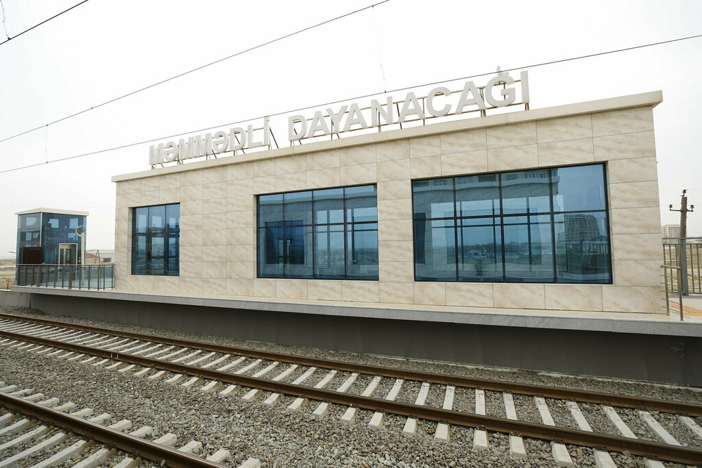 Tren istasyonu Mehmetli İstasyonu, Bakü, foto