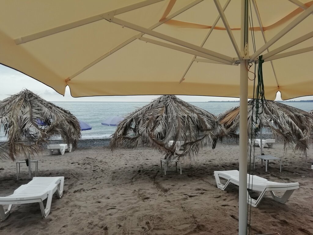 Plaj Пляж, Suhum, foto