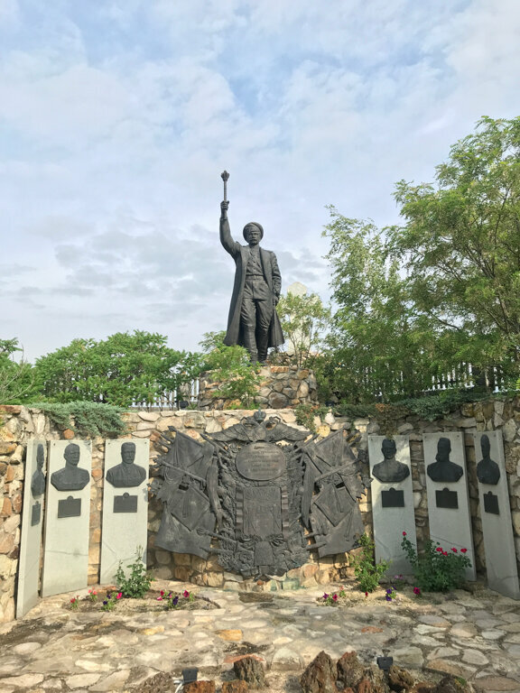 Anıt, heykel Донские казаки в борьбе с большевиками, Rostovskaya oblastı, foto