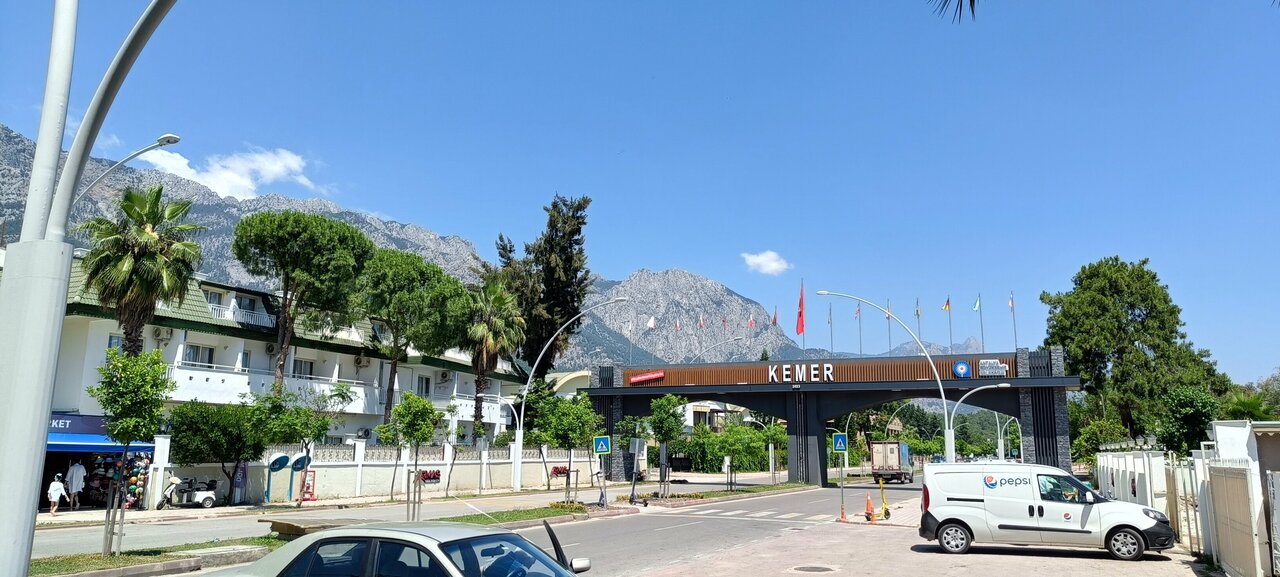 «Места с бассейнами в Перми» фото материала