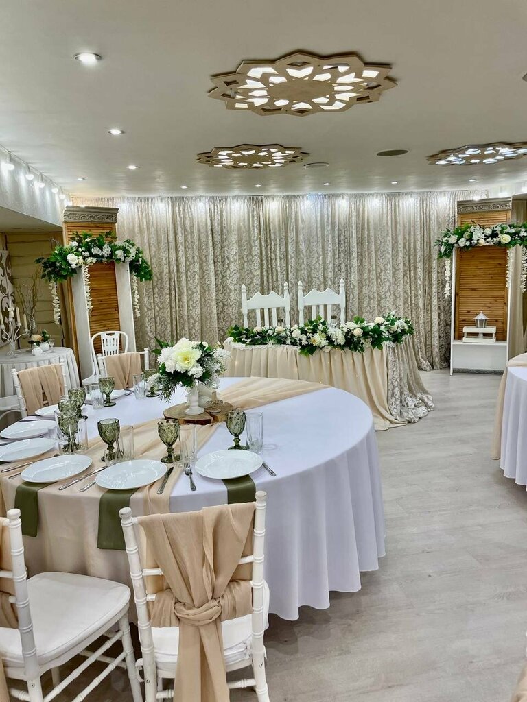 Düğün, toplantı salonu Премьер, Novosibirsk, foto