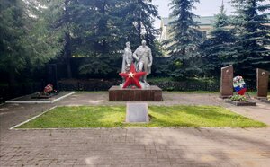 City Graveyard (Moscow Region, Mozhaysk, City Graveyard), mezarlıklar  Mojaysk'tan